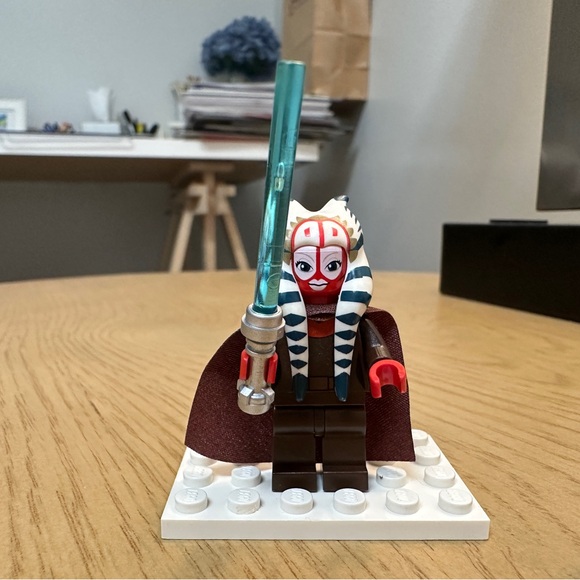 Lego | Toys | Lego Star Wars Minifigure Shaak Ti With Lightsaber | Poshmark